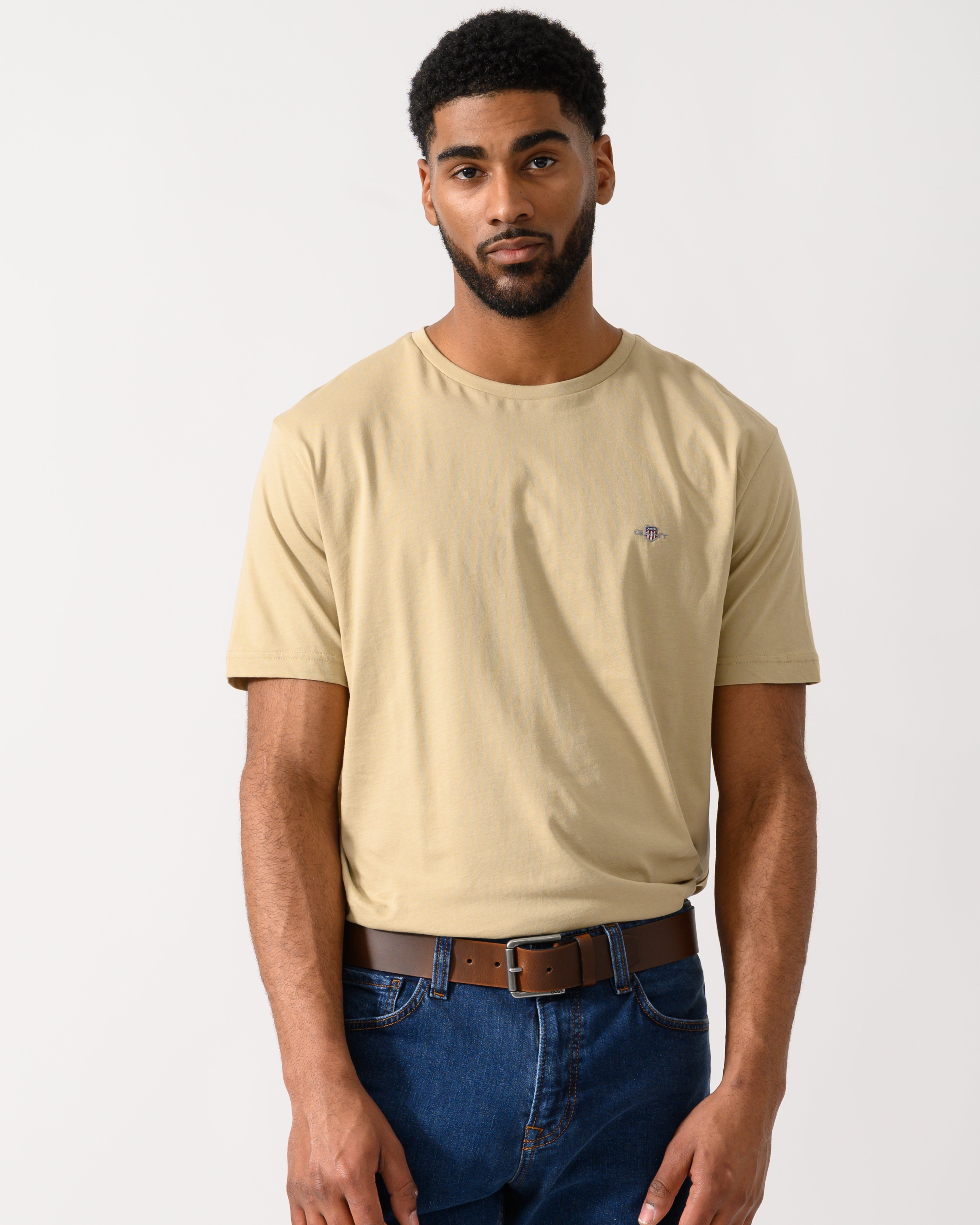 GANT Mens Regular Fit Short Sleeve Shield Logo T-Shirt - 200 Oat Beige ...