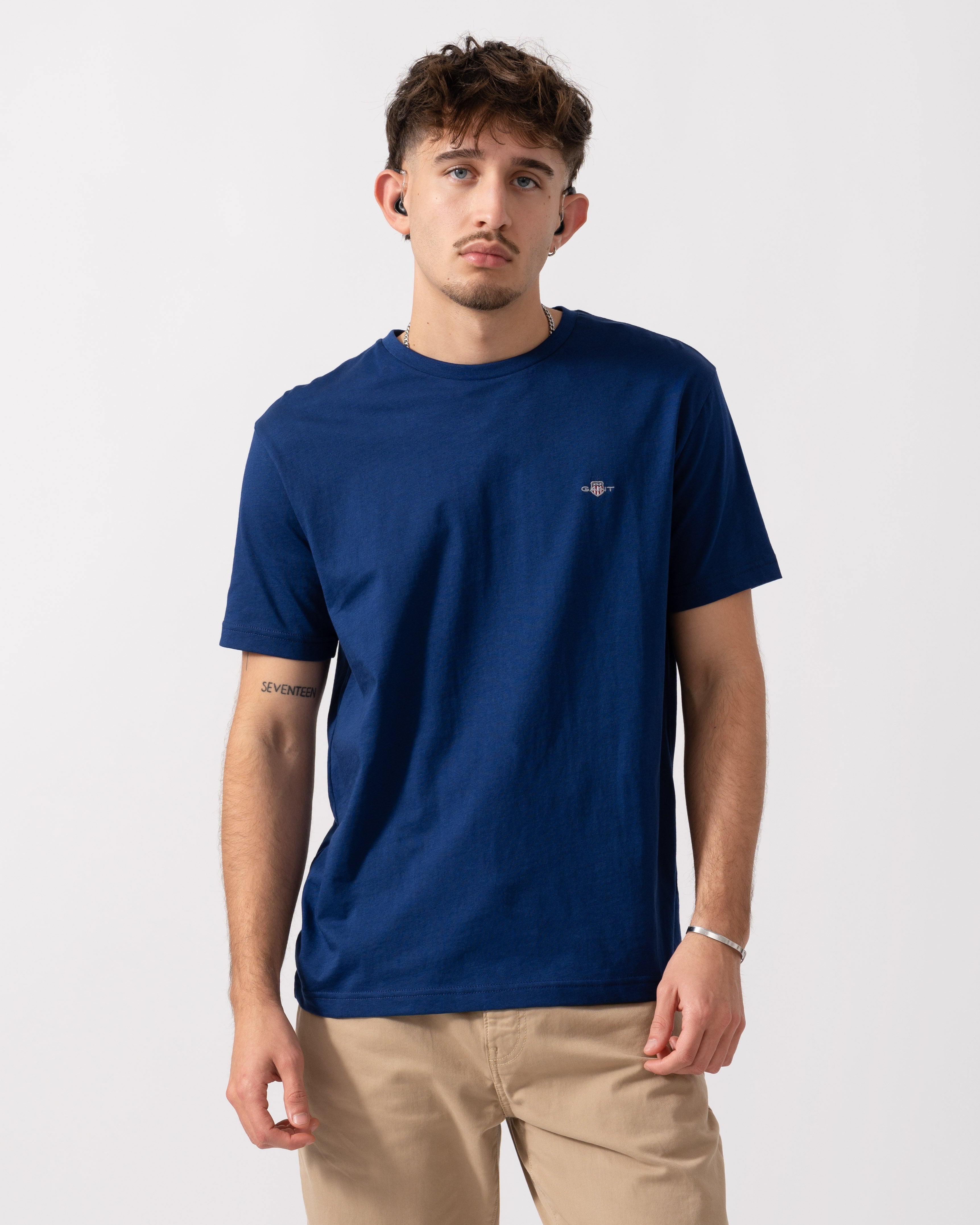 GANT Mens Regular Fit Short Sleeve Shield Logo T-Shirt - 432 Rich Navy ...