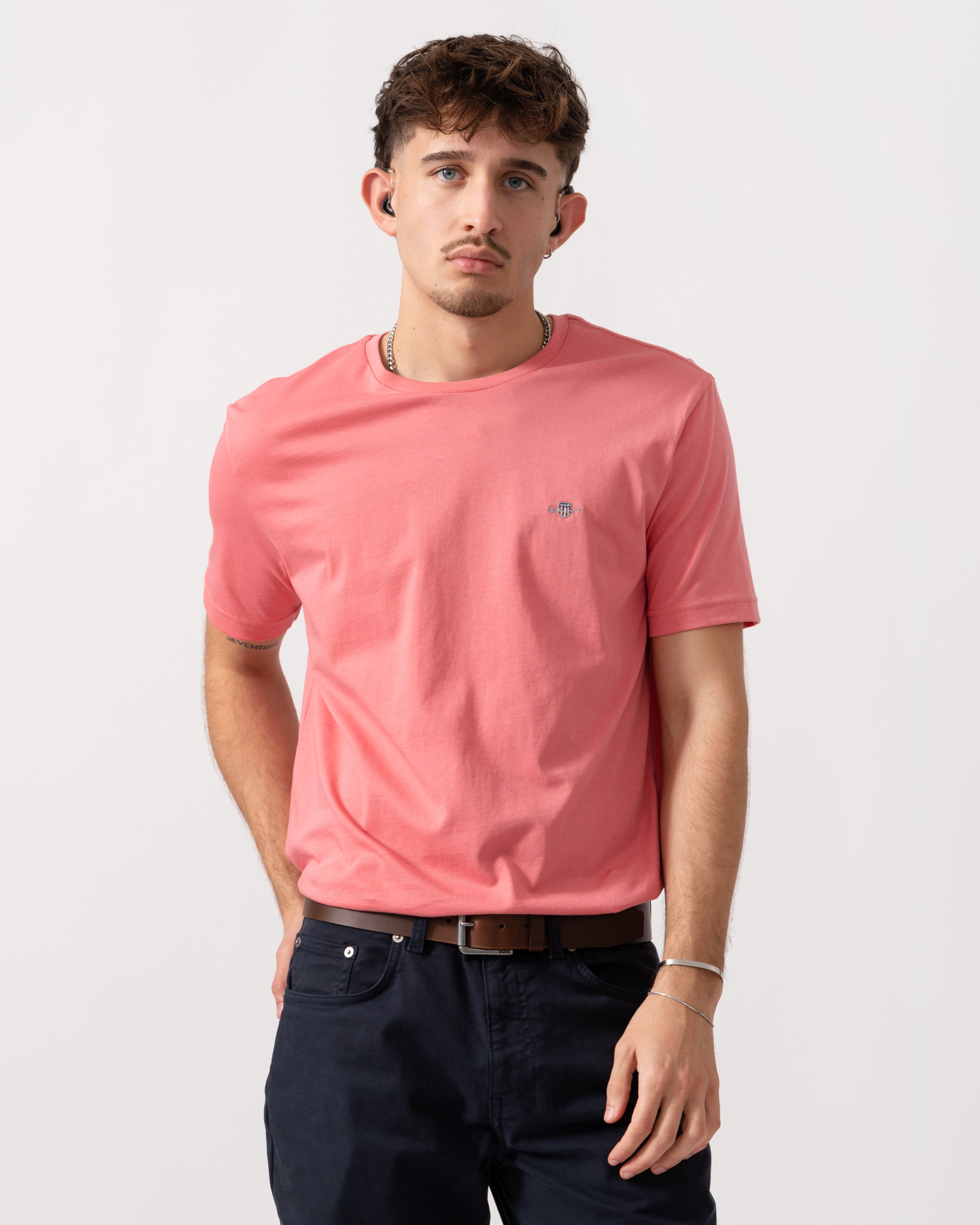 GANT Mens Regular Fit Short Sleeve Shield Logo T-Shirt - 622 Rose Pink ...